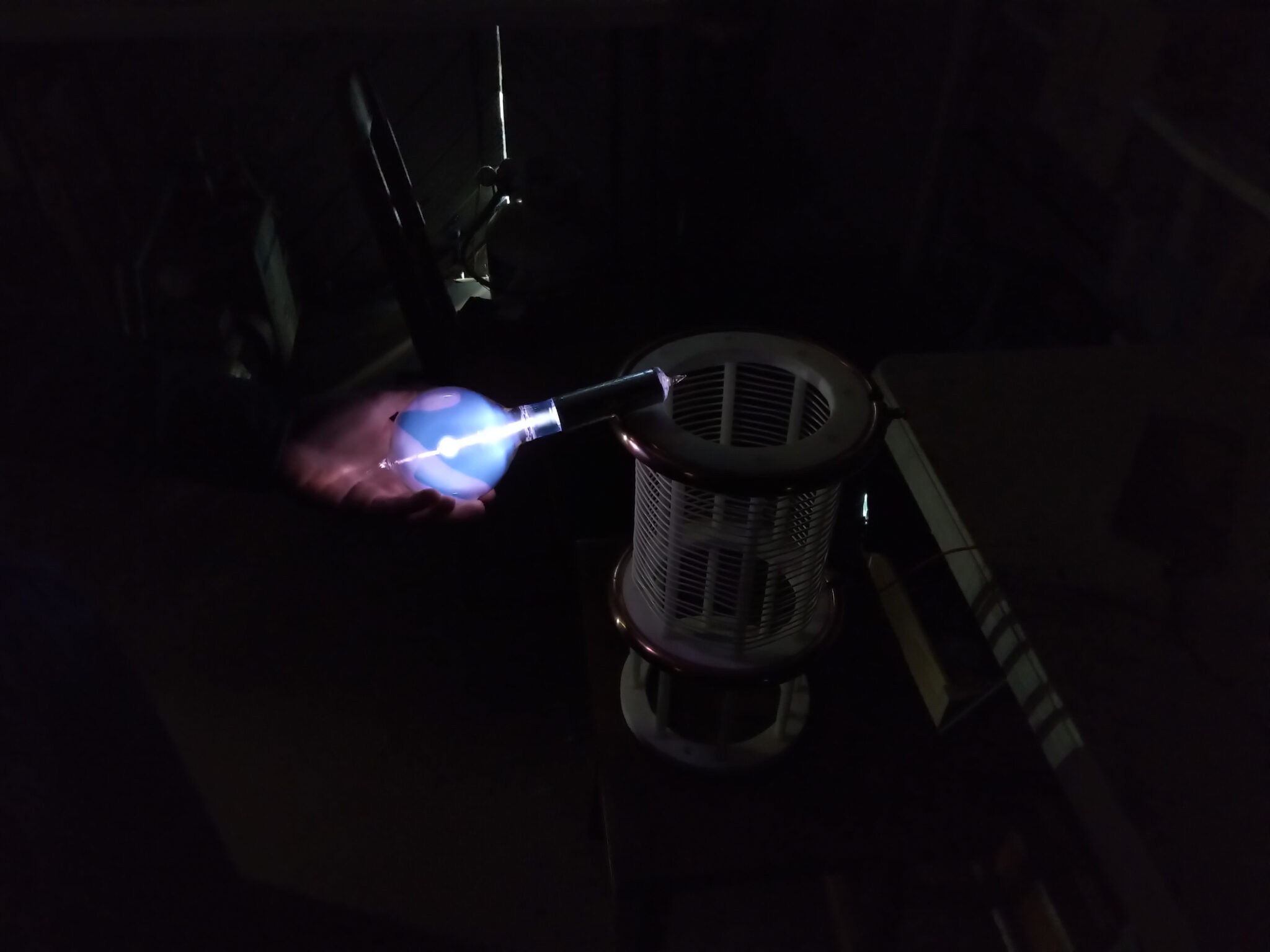 Finalized Prototype of Tesla Brush Bulb - G.G. Brock Laboratories